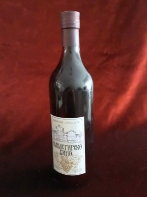 Црно вино 1 литар – Манастир Средиште
