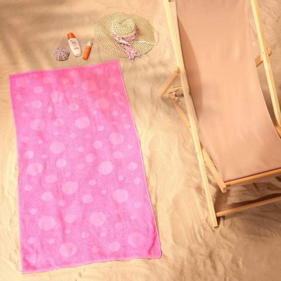 Sarah Anderson Polka Beach Towel Fuchsia