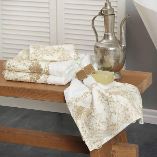 Karaca Home Maniela Gold French Lacy Bamboo Towel Set