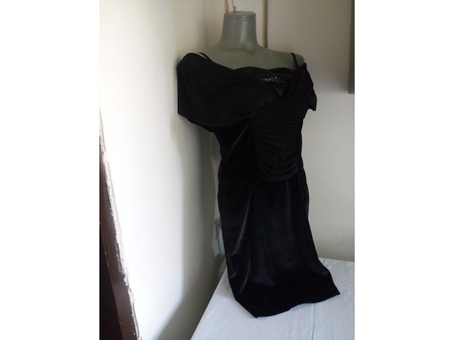 Robin crna plis i sljokice haljina S
