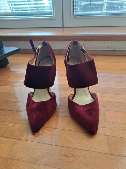 Bordo nove cipele