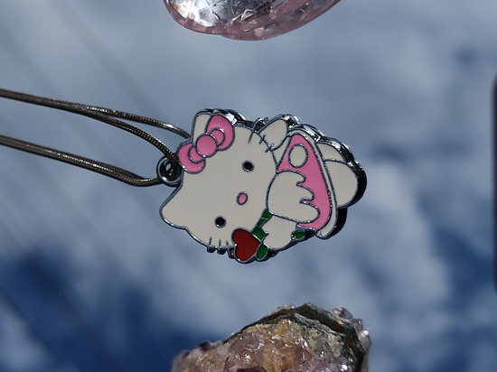 Hellokitty necklace