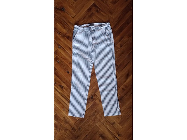 Pantalone M