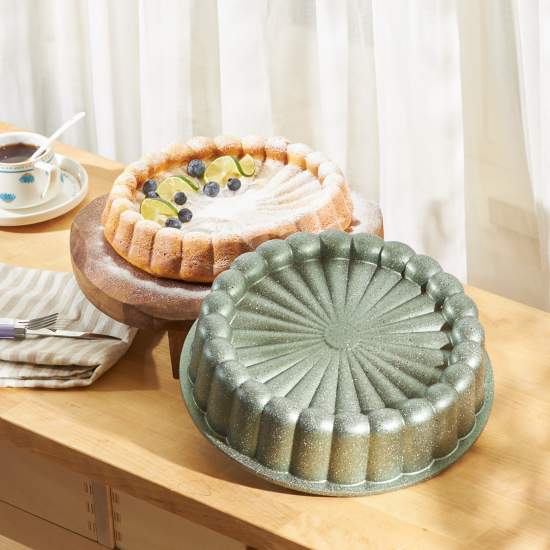 Emsan Daisy Cake Mold Green