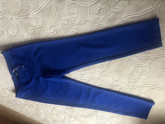 Potpuno nove 42 pantalone