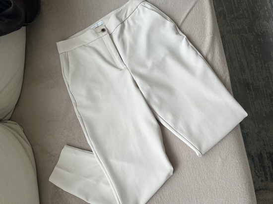 Nove Reserved pantalone