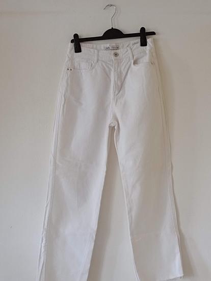 Zara pantalone 7/8 nogavice