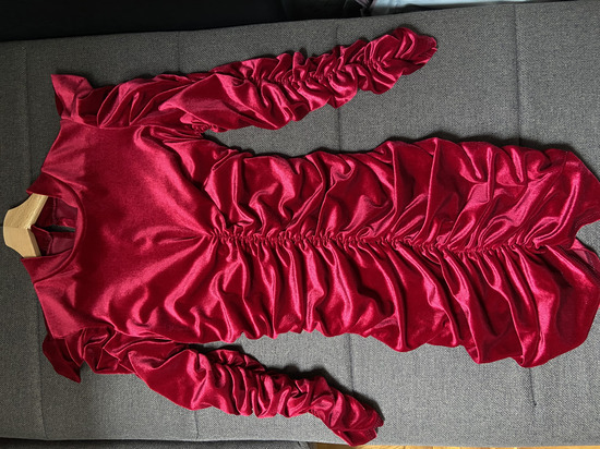Crvena pliš haljina univerzalna veličina