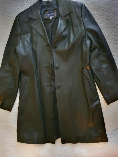 Kožna jakna-mantil crne boje