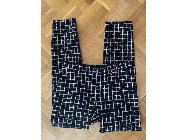 Zara pantalone