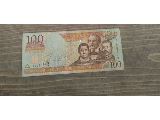DOMINICANA 100 P 2002
