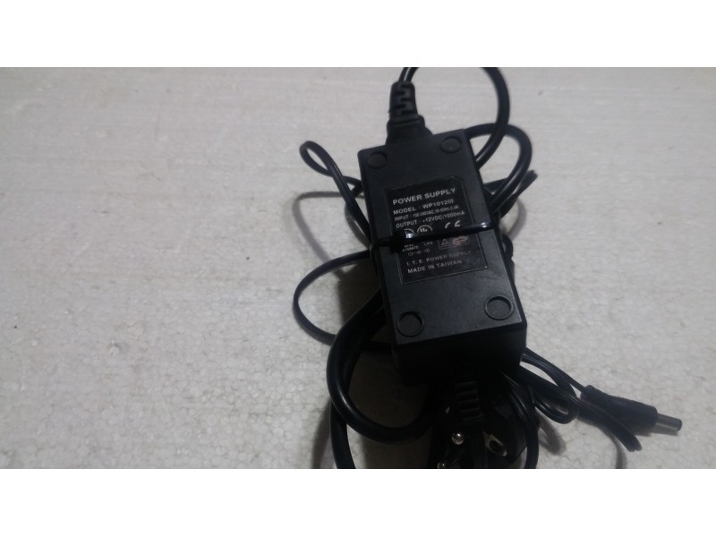adapter 12 volti-1 amper