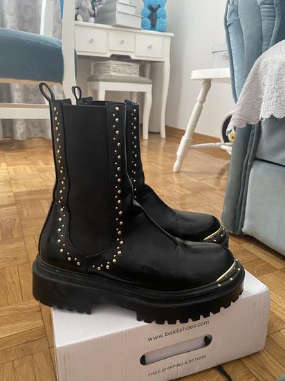 Primark cizme