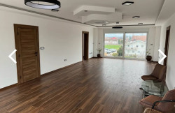 IZDAVANJE POSLOVNI PROSTOR 200m2 ID#5357