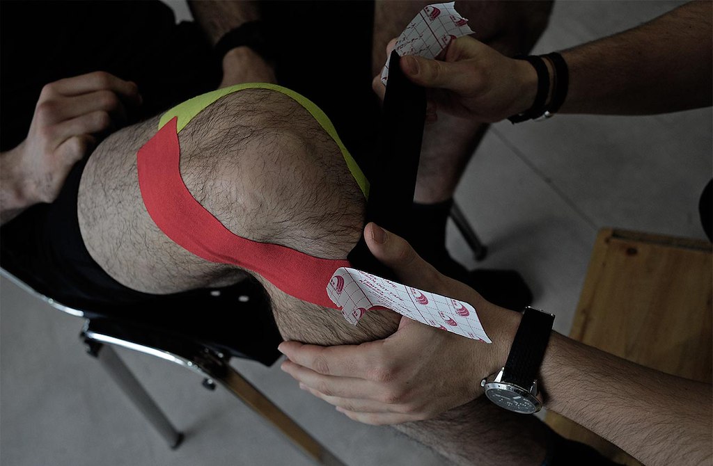 KINESIOTAPING