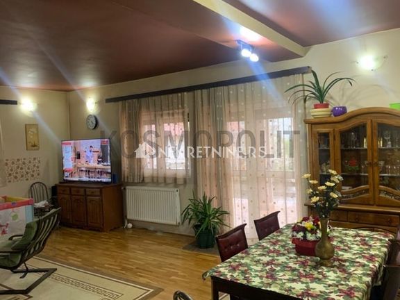 Zvezdara, Mirijevo, Milića od Mačve, 5.0, 190m2, 320000 EUR