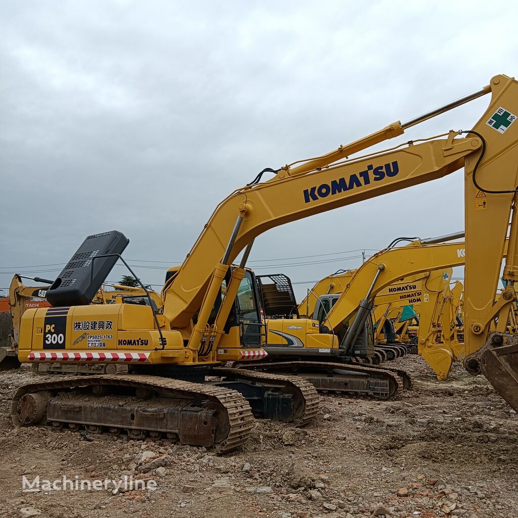 Komatsu PC300-7 bager guseničar