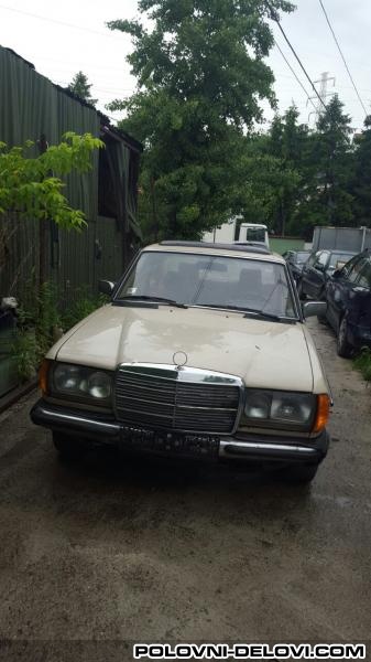 Mercedes 123 Kompletan Auto U Delovima