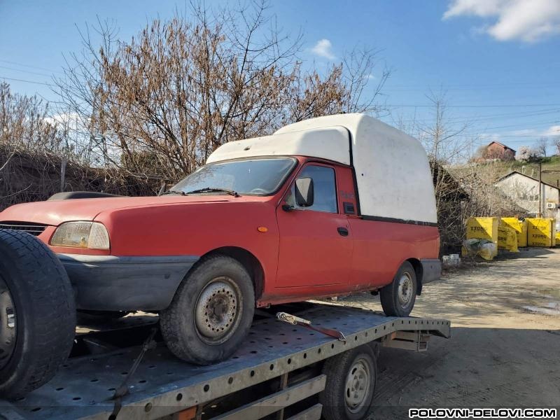 Dacia Pick Up Kompletan Auto U Delovima