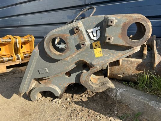 Attache rapide hydraulique pour pelle de 30 a 45T brza spojnica za bagera