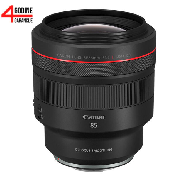 Canon RF 85mm
f/1.2 L USM DS