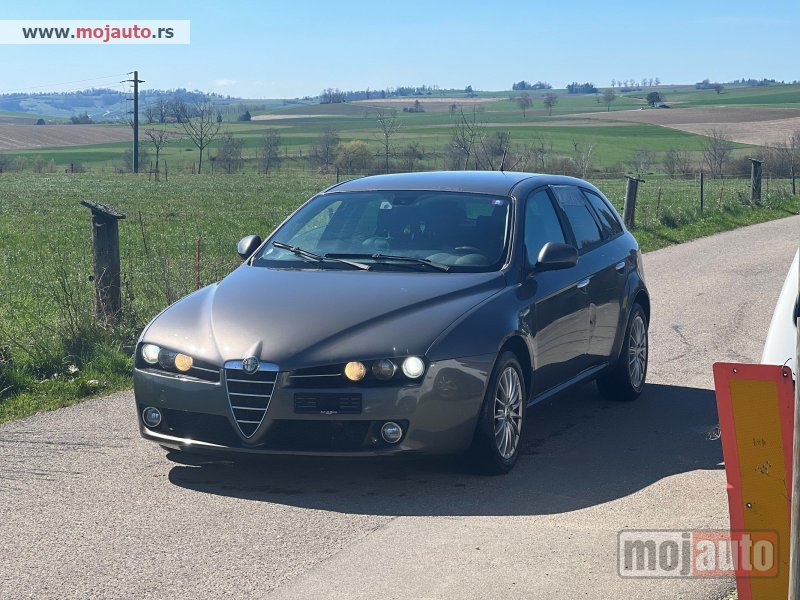 Alfa Romeo 159 Sportwagon 1.9 JTD Distinctiv