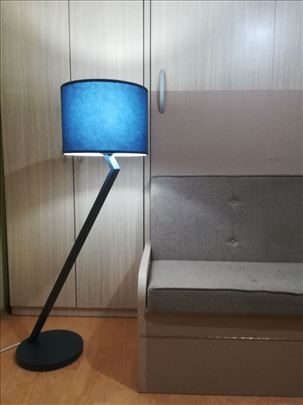 Podna lampa fe-ko