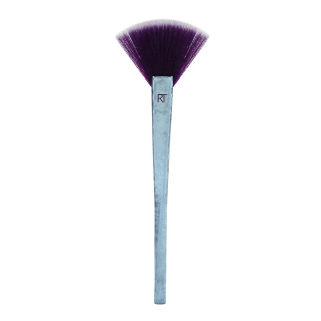 Lepezasta četkica za šminkanje REAL TECHNIQUES BRUSH CRUSH™ Vol. II