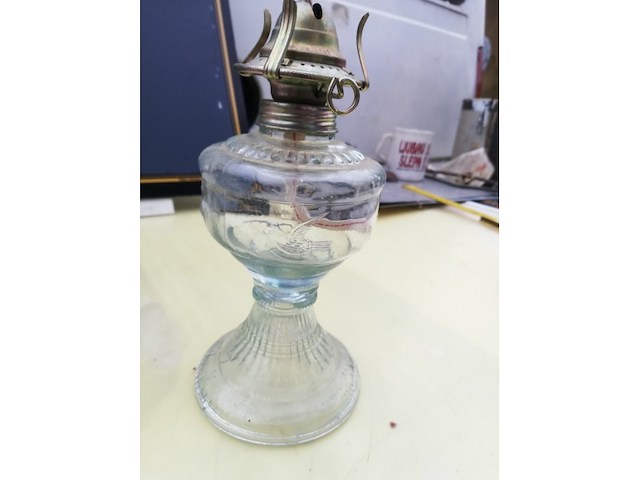 Lampa staklena