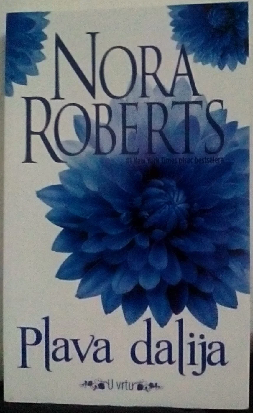 Nora Roberts Plava dalija