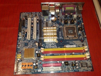 Gigabyte GA-945GM-S2