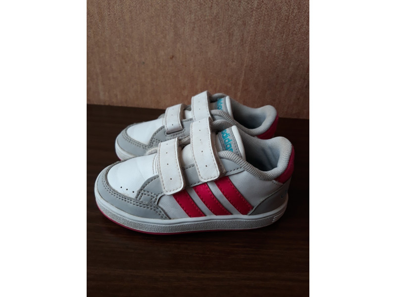 PATIKE "ADIDAS" br. 23/14cm.