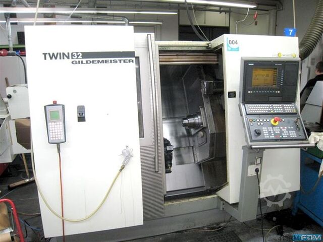 CNC lathe
GILDEMEISTER TWIN 32