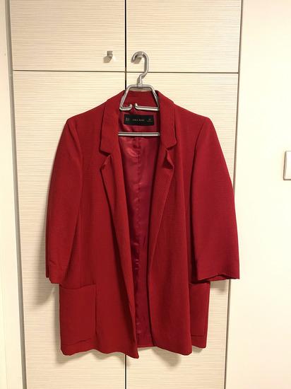 Zara oversized bordo sako odgovara velicini M