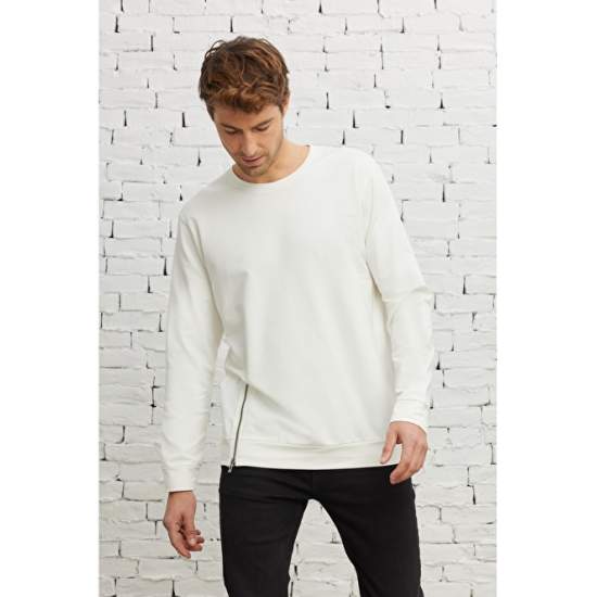 4A522320002 Standard Fit Normal Cut Crew Neck Sweatshirt