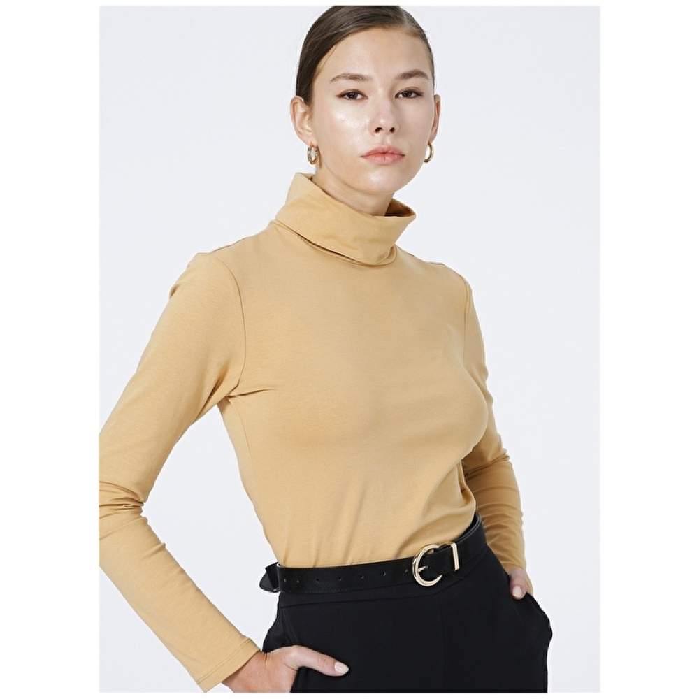 Factory Turtleneck Camel Hair Women's T-Shirt - PART