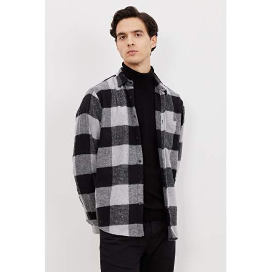 Comfort Fit Buttoned Collar Checked Flannel Shirt