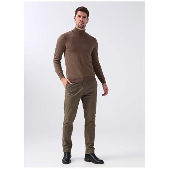 Factory Low Waist Slim Leg Khaki Men's Chino Pants ADRI