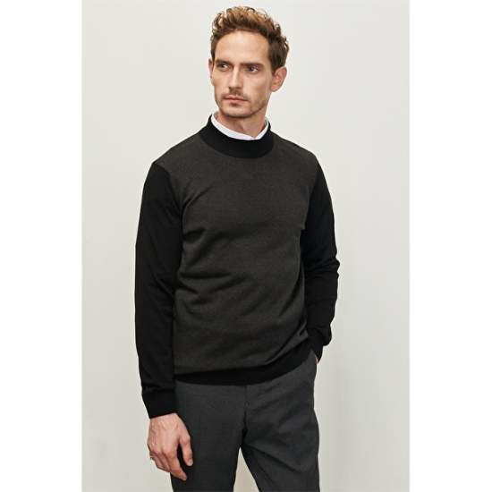 Standard Fit Half Turtleneck Wool Knitwear Sweater