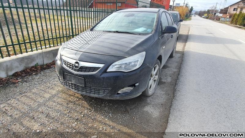 Opel Astra J 1.7cdti Kompletan Auto U Delovima