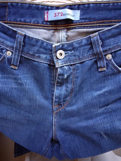 Levis 572 Boot Cut