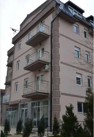 Izdavanje, poslovni prostor, 75m2, Cvetkova Pijaca, Zvezdara, Beograd