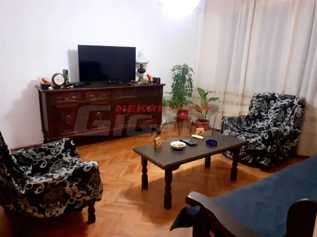 Prodaja, trosoban stan, 74m2, Hadzipopovac, Palilula, Beograd