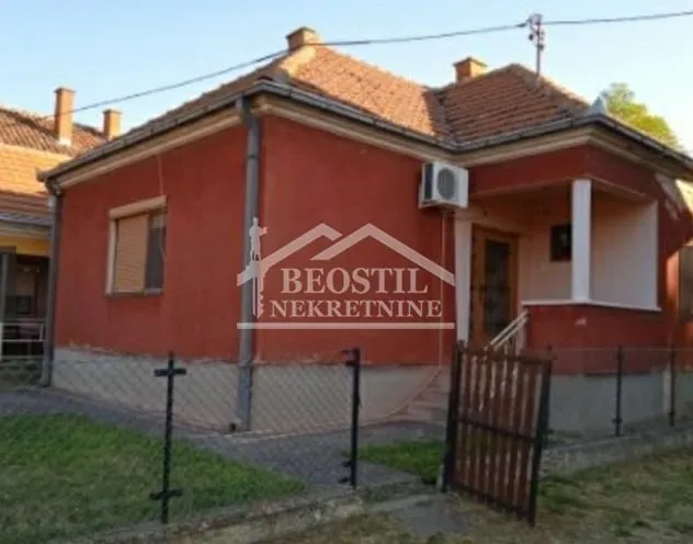 Prodaja, kuća, 277m2, Batočina