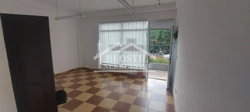 Prodaja, poslovni prostor, 22m2, Centar, Smederevo