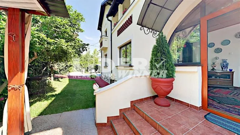 Prodaja, kuća, 400m2, Dedinje, Beograd