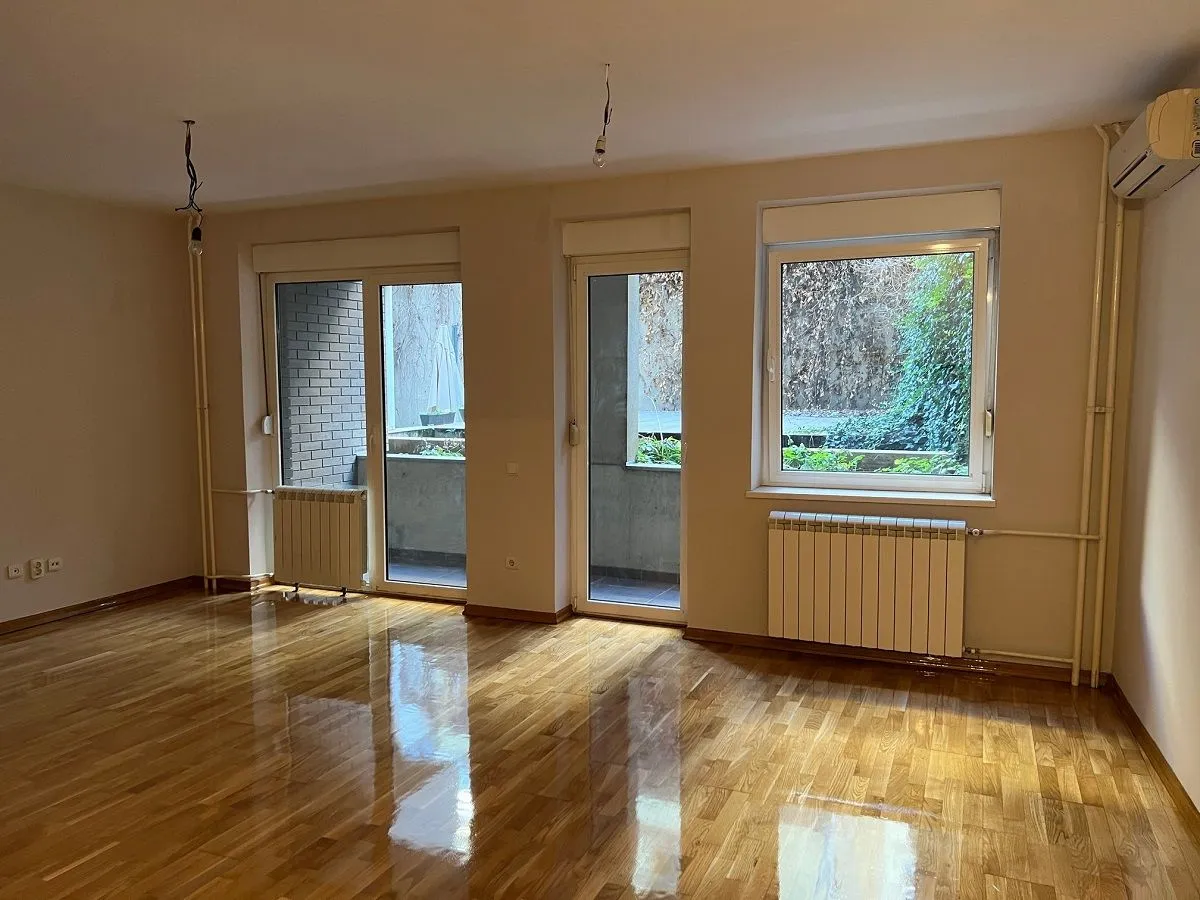 Prodaja, dvosoban stan, 81m², Vračar Sve Podlokacije, Beograd