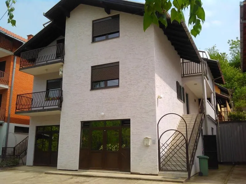 Prodaja, kuća, 350m2, Rakovac, Novi Sad, Novi Sad