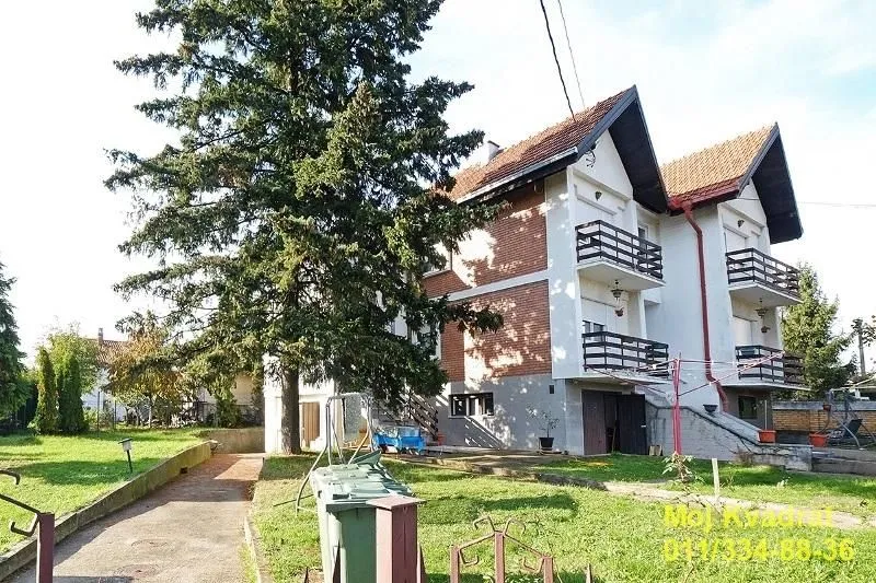 Prodaja, kuća, 453m2, Sremčica, Beograd