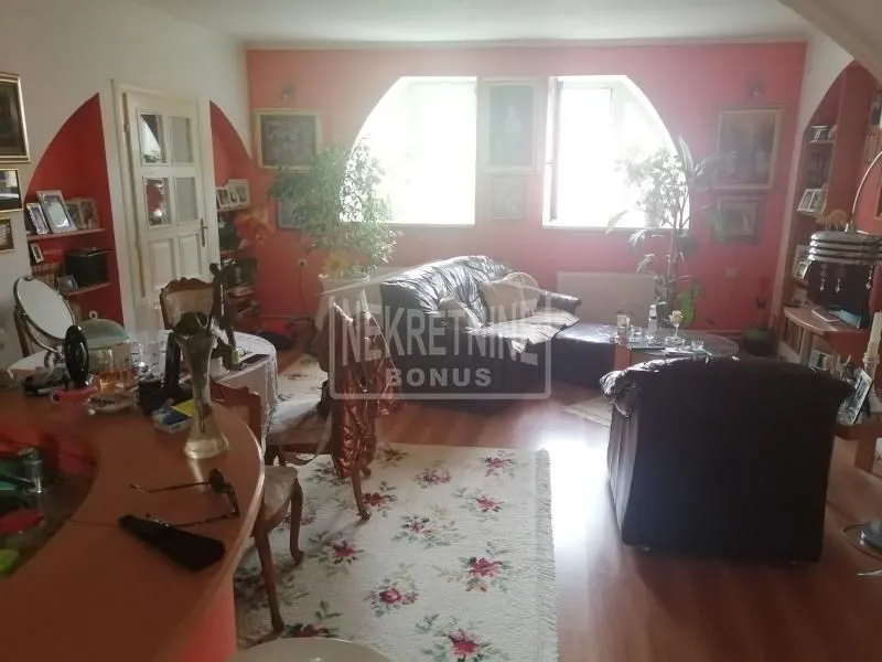 Prodaja, četvorosoban stan, 94m2, Centar, Subotica